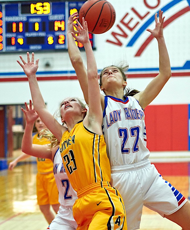 Apaches Over Lady Raiders Ending Winning Streak | West Bend News
