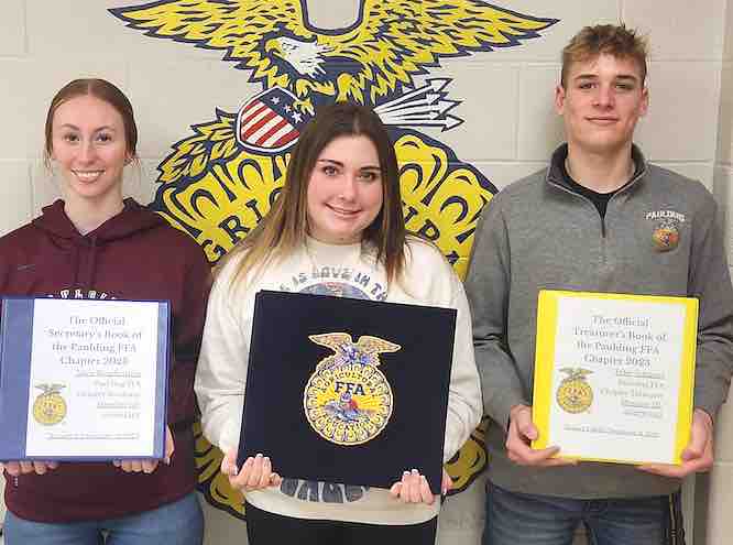 Paulding FFA gets a Triple Crown on Officer Books | West Bend News